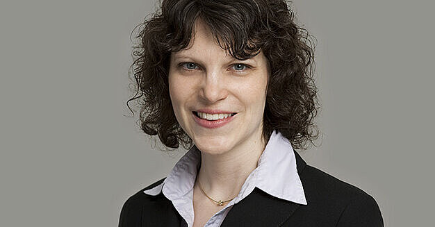 Dr. Stephanie Ropenus